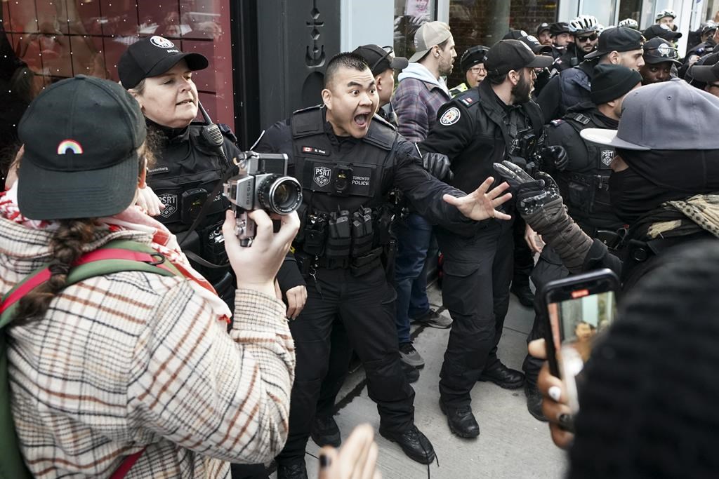 Toronto police make arrest as pro-Palestinian protesters rally outside ...