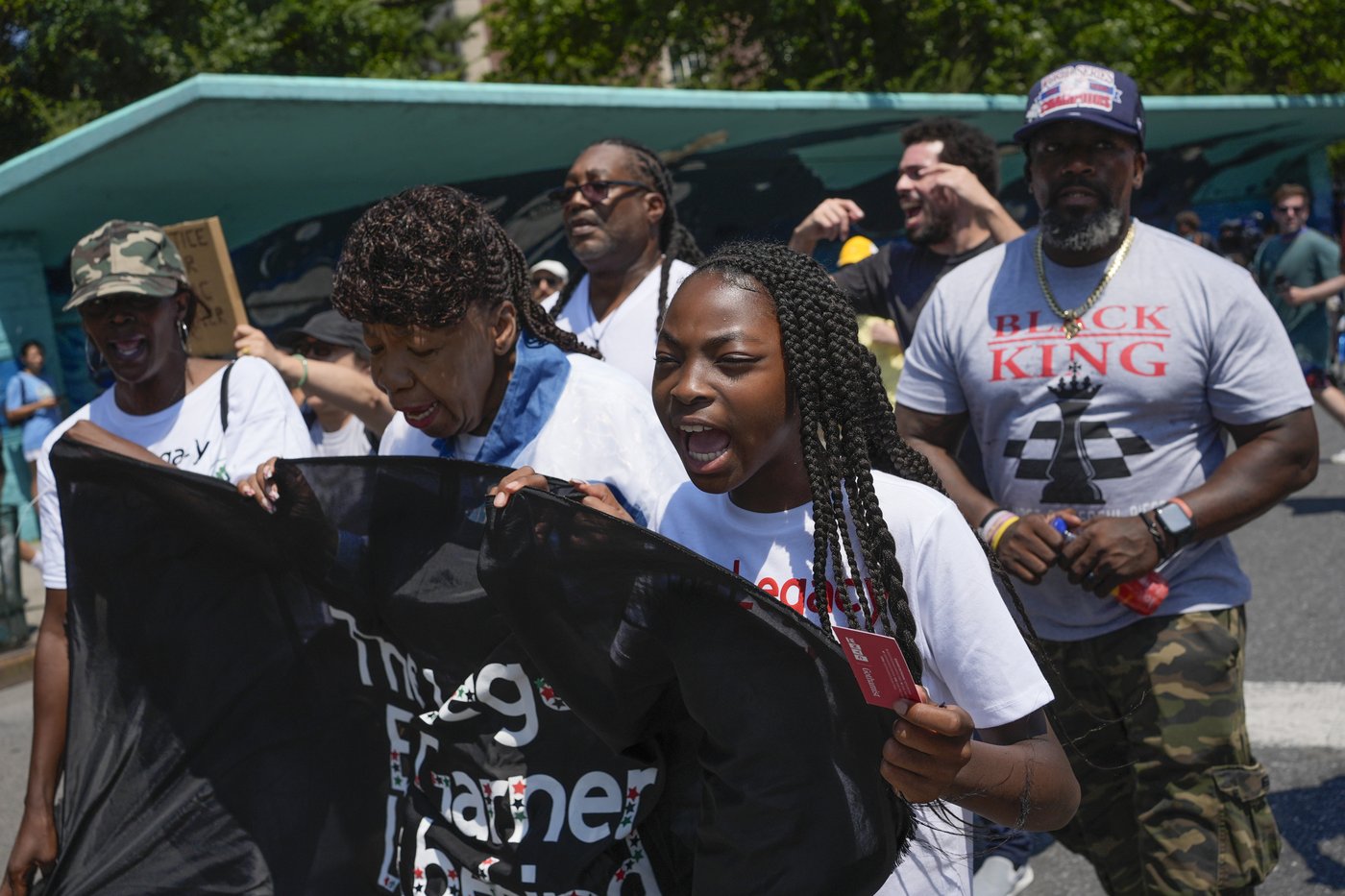 'I can't breathe': Eric Garner remembered on the 10th anniversary of ...