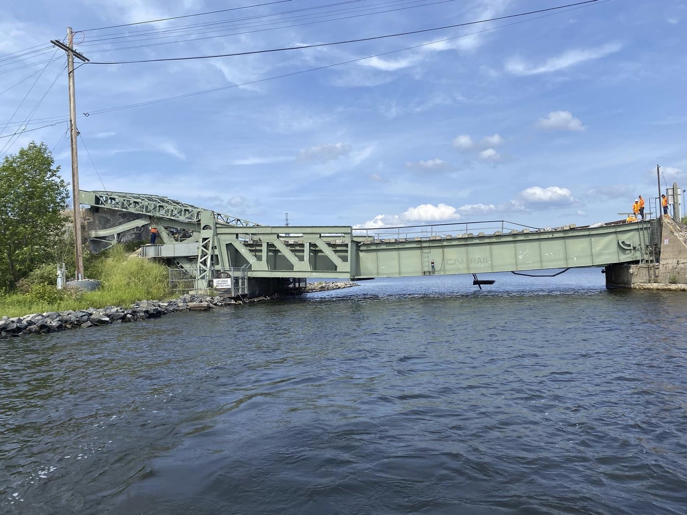 Rail bridge collapses near the US-Canada border