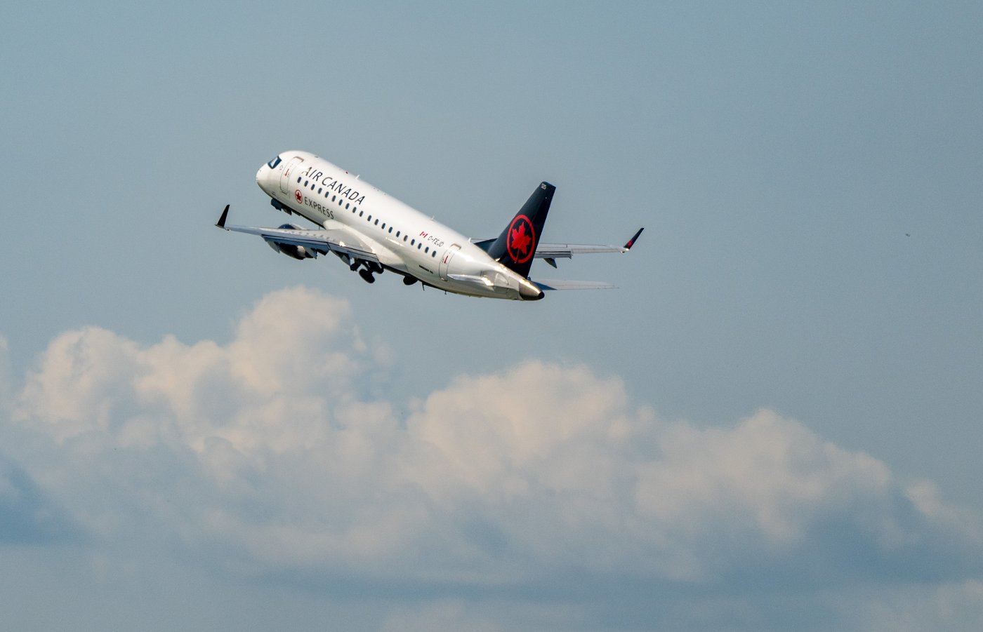 Air Canada announces 2 new contracts ratified with finance and clerical ...