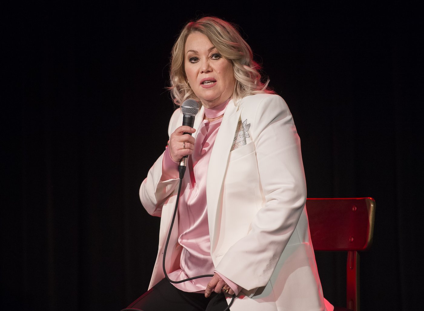 Jann Arden goes back to the '90s, singing TLC, Seal and Robyn on new ...
