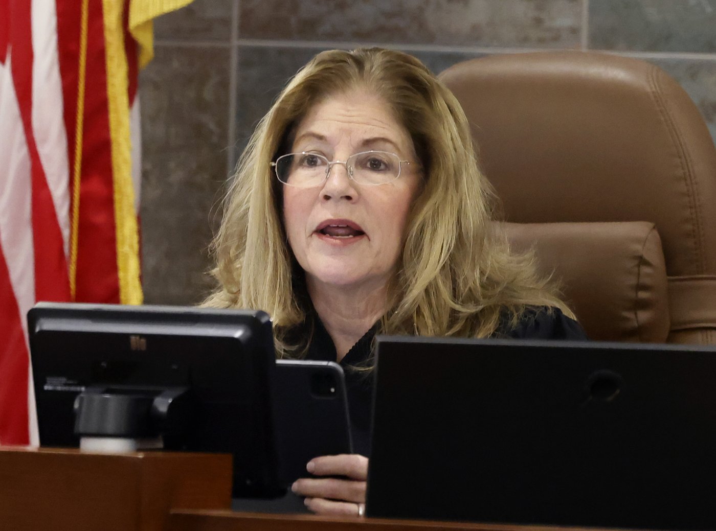 Man who jumped a desk to attack a Nevada judge in the courtroom is ...