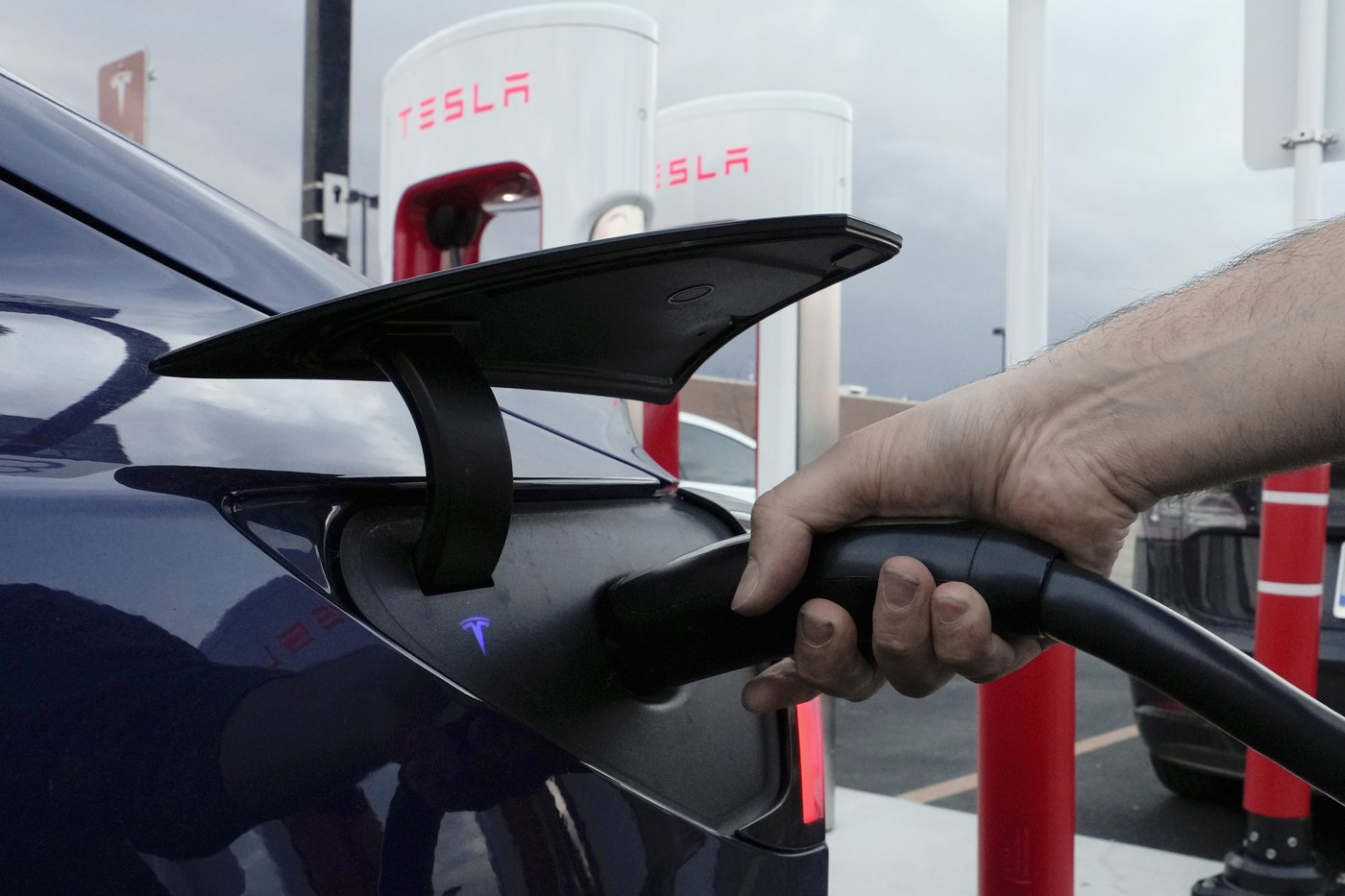 'We've got to move forward' - Michigan electric vehicle industry ...