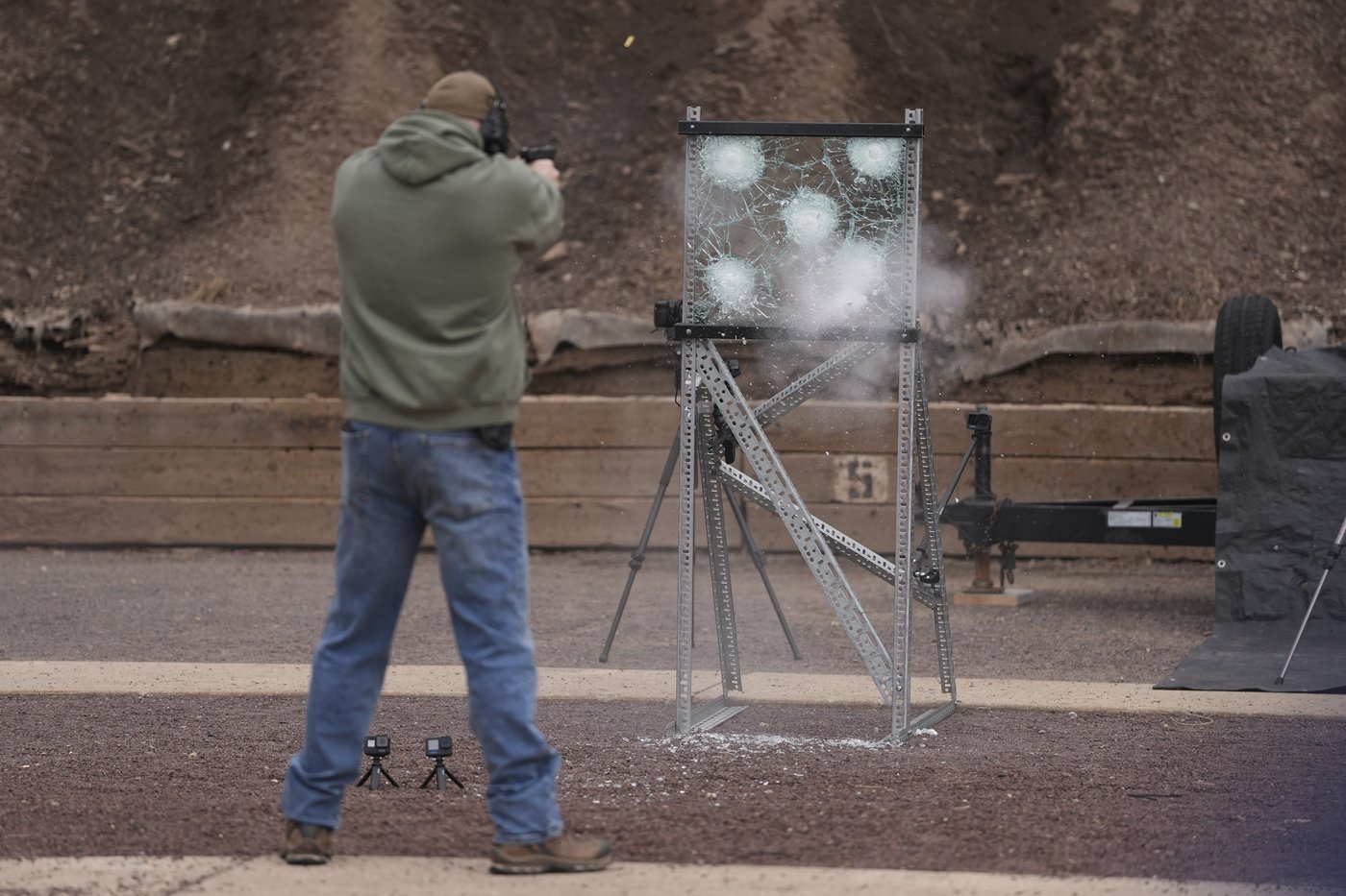 Philadelphia tests bullet-resistant glass enclosures aimed at ...