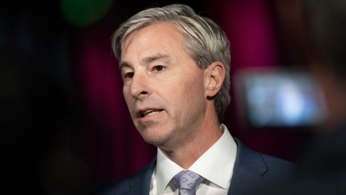 Former Halifax mayor Mike Savage installed as Nova Scotia's lieutenant ...