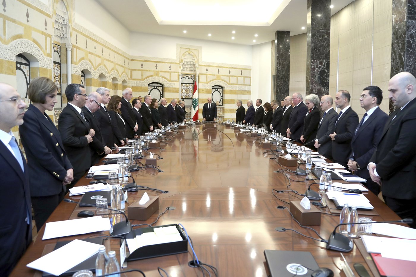 Lebanon’s government wins confidence vote, says only armed forces ...