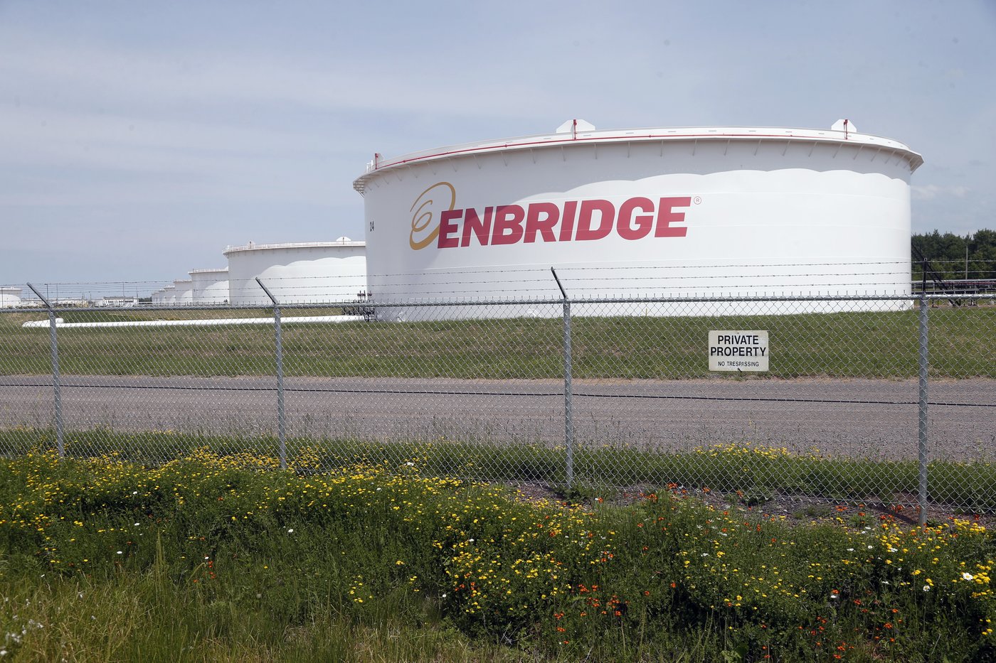 Michigan appeals court upholds permits for Great Lakes pipeline tunnel ...