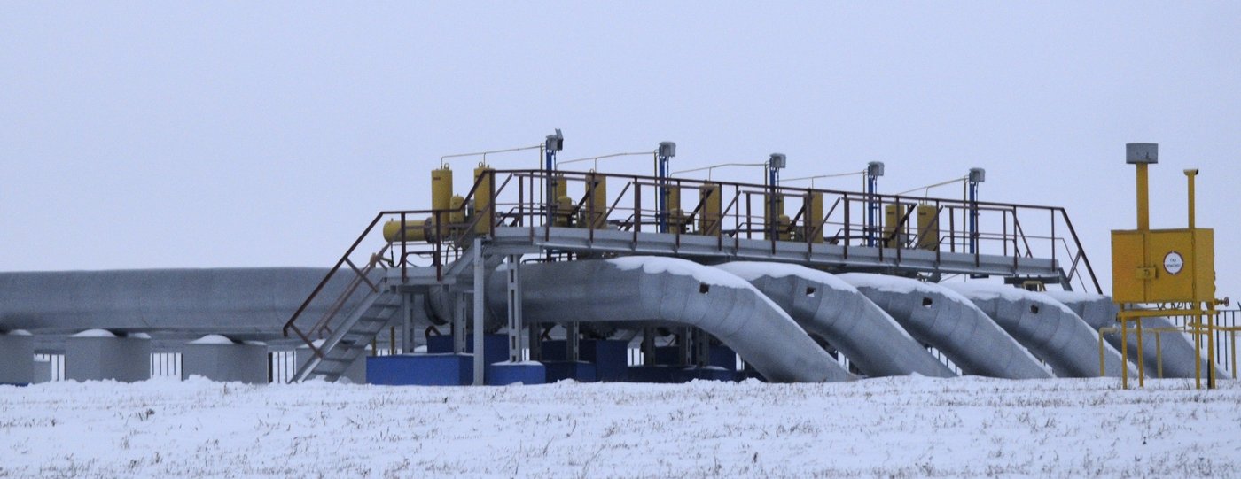 Russian forces walked inside a gas pipeline to strike Ukrainian troops ...