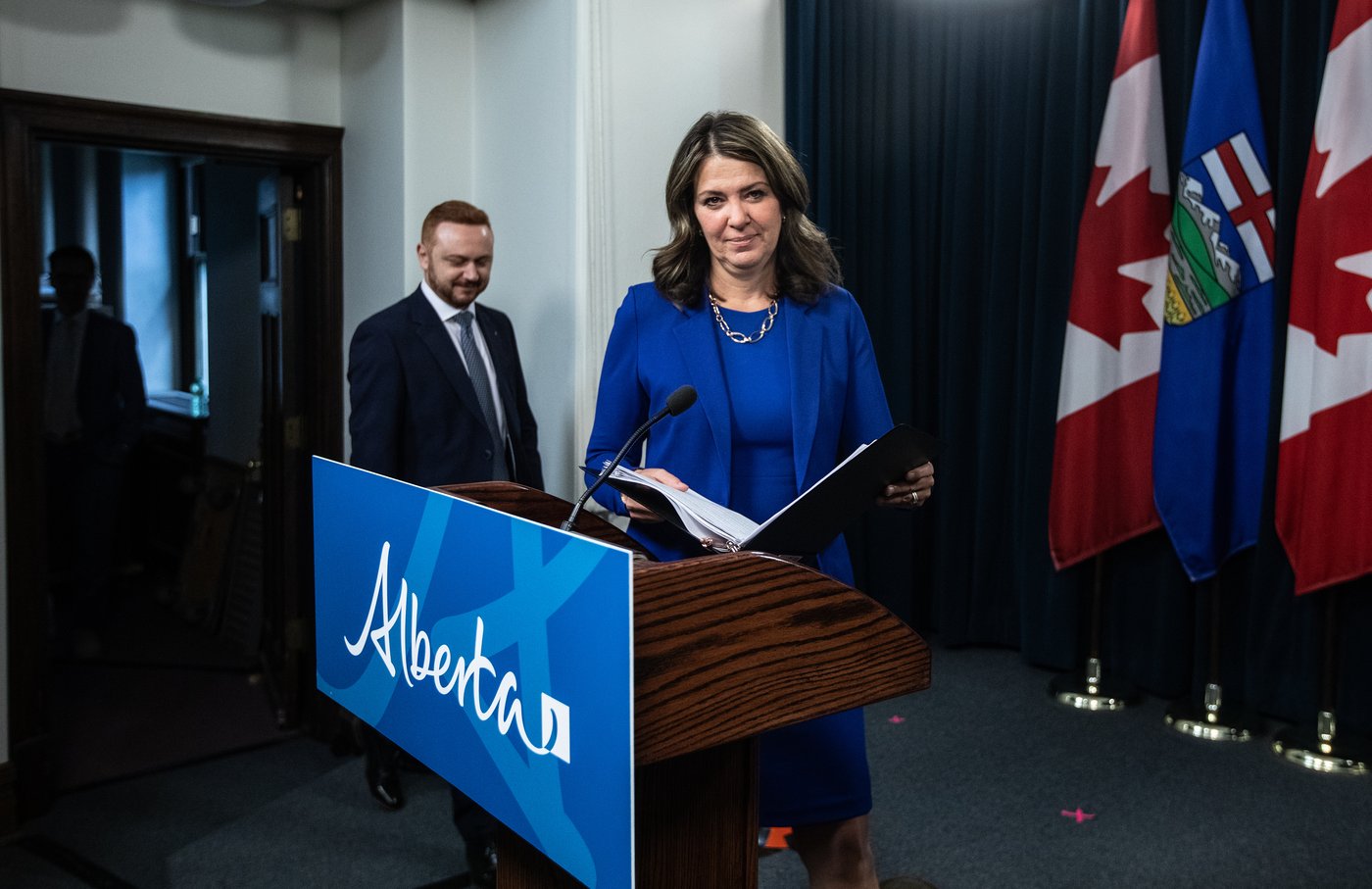 Alberta moves closer in debate to passing bill using notwithstanding ...