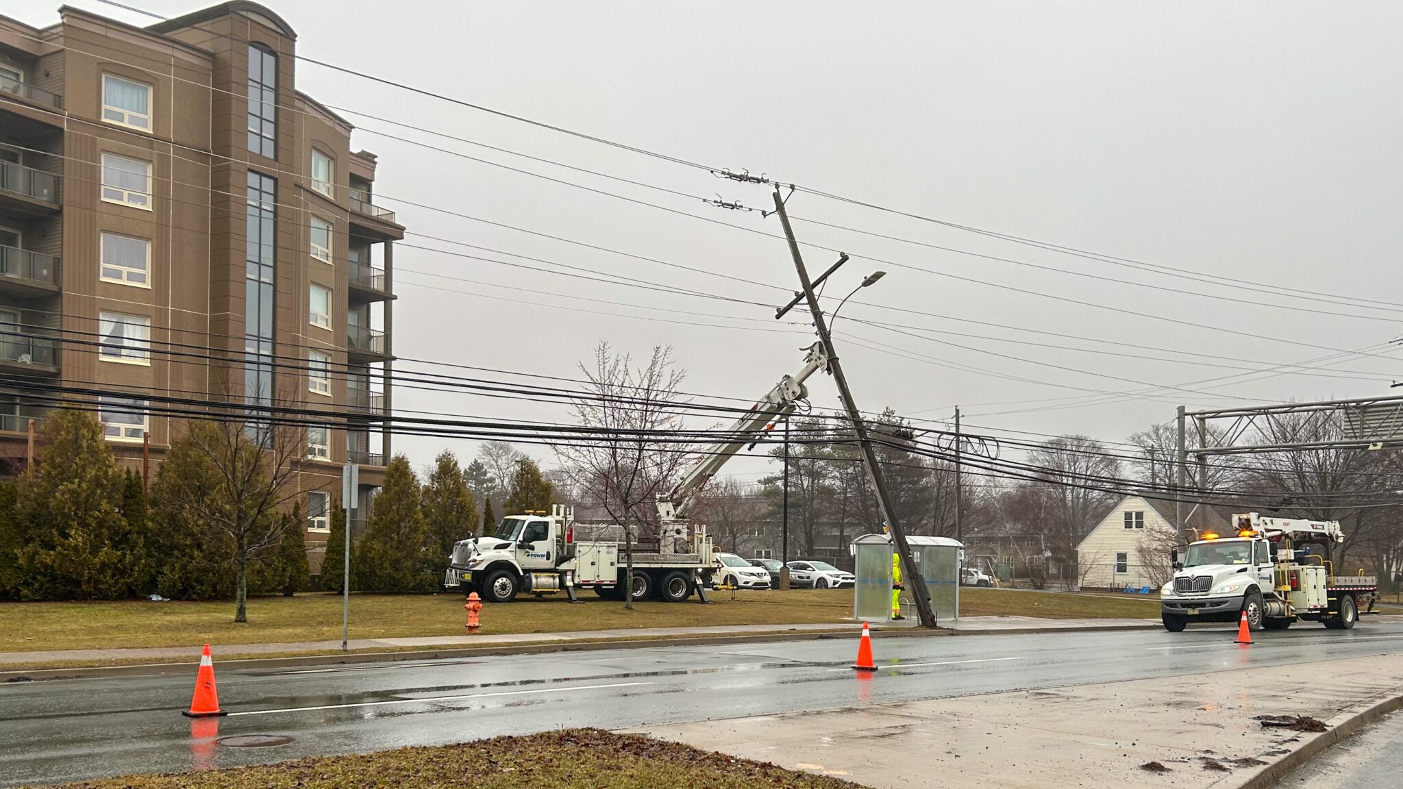 Power outages in HRM as rain, high wind warnings persist