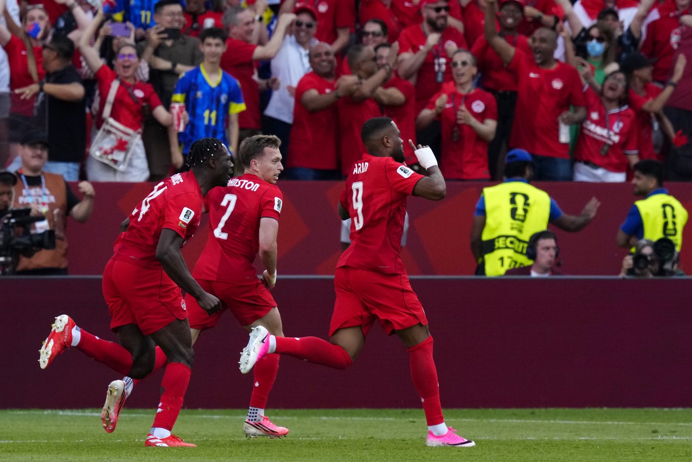 Canada earns first ever World Cup point after 1-1 draw with Bosnia ...