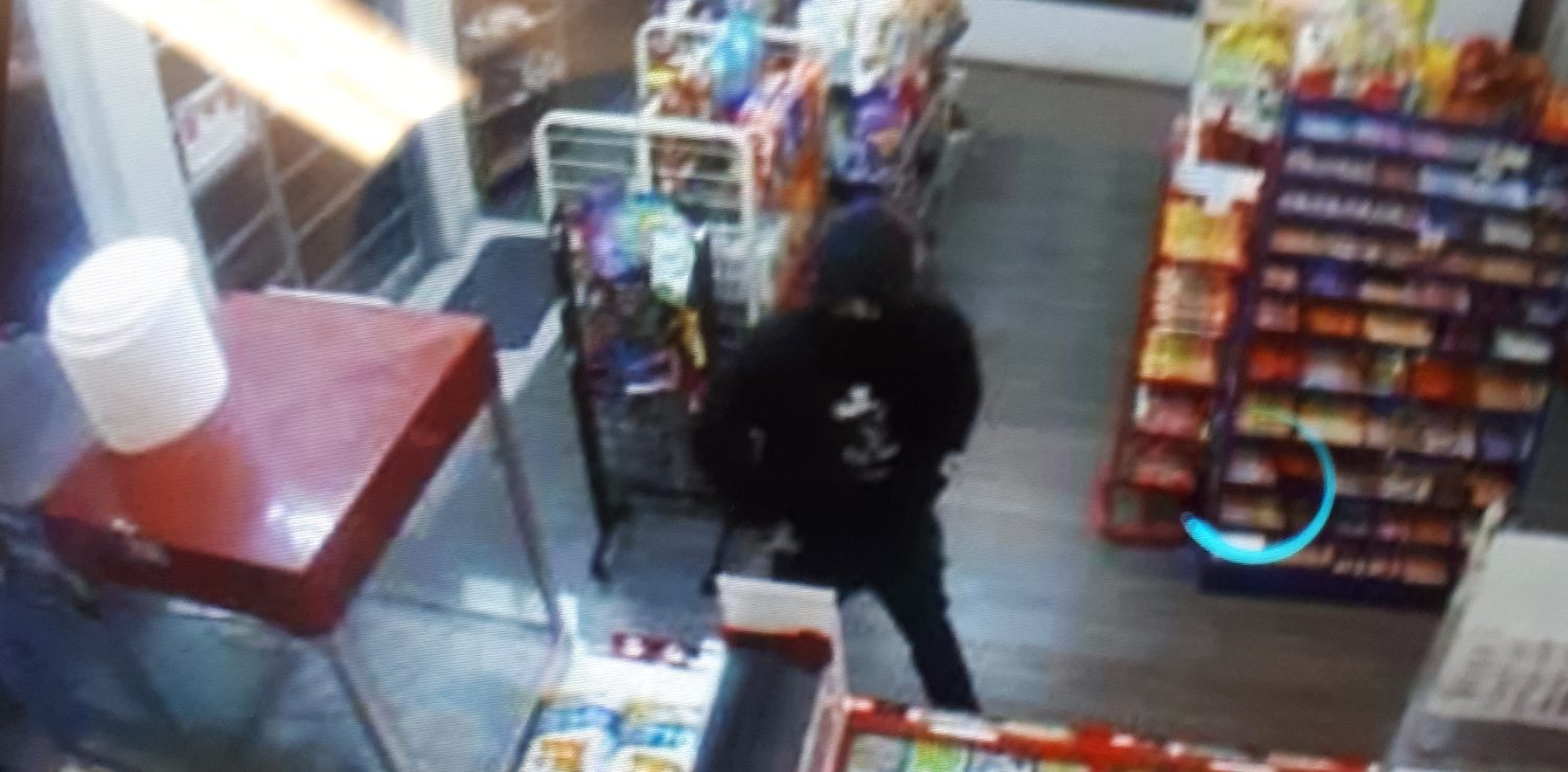 Police release photo of suspect in convenience store robbery